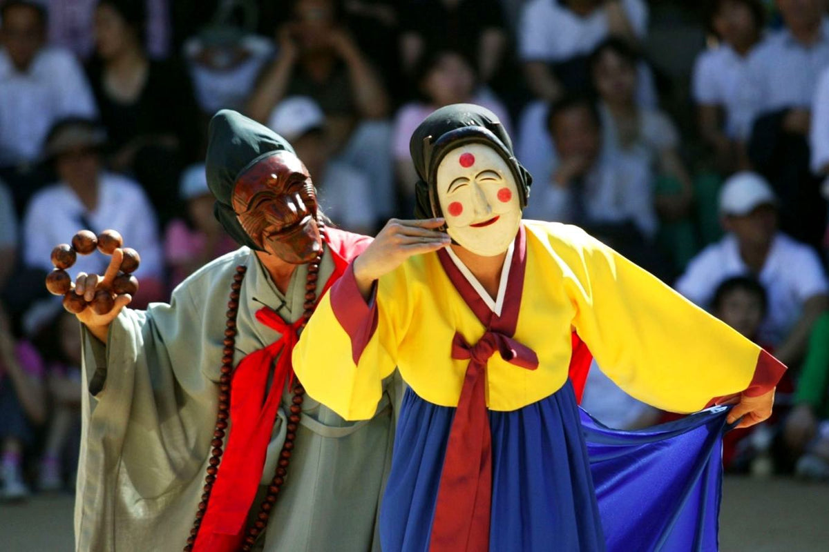 Masks in Performing Arts | Hahoe Byeolsingut Talnori: Korea's Enchanti ...